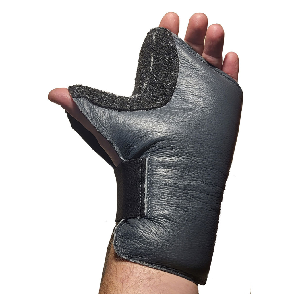 Form Fit Shooting Mitt - Freeland's Sports LLC