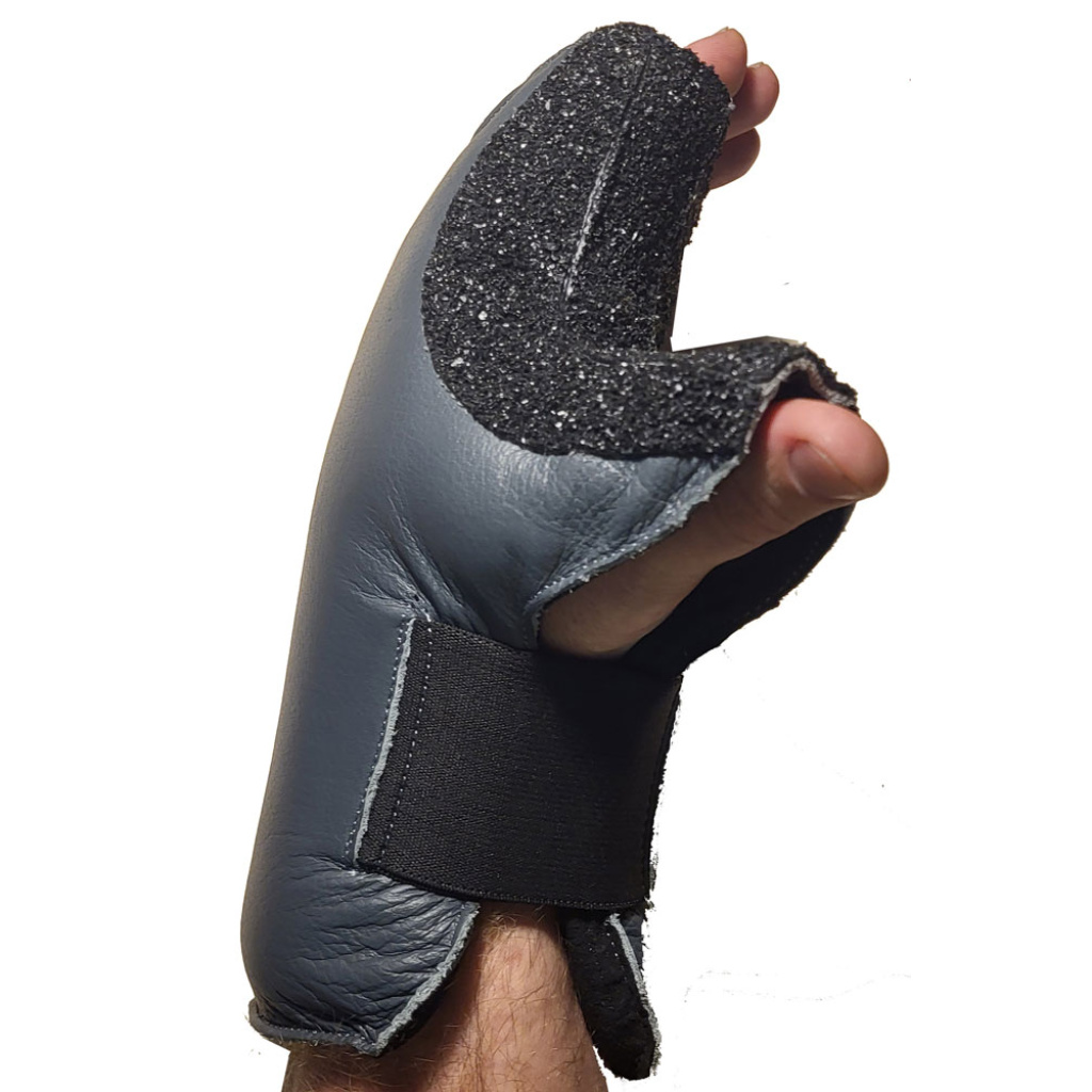 Form Fit Shooting Mitt - Freeland's Sports LLC